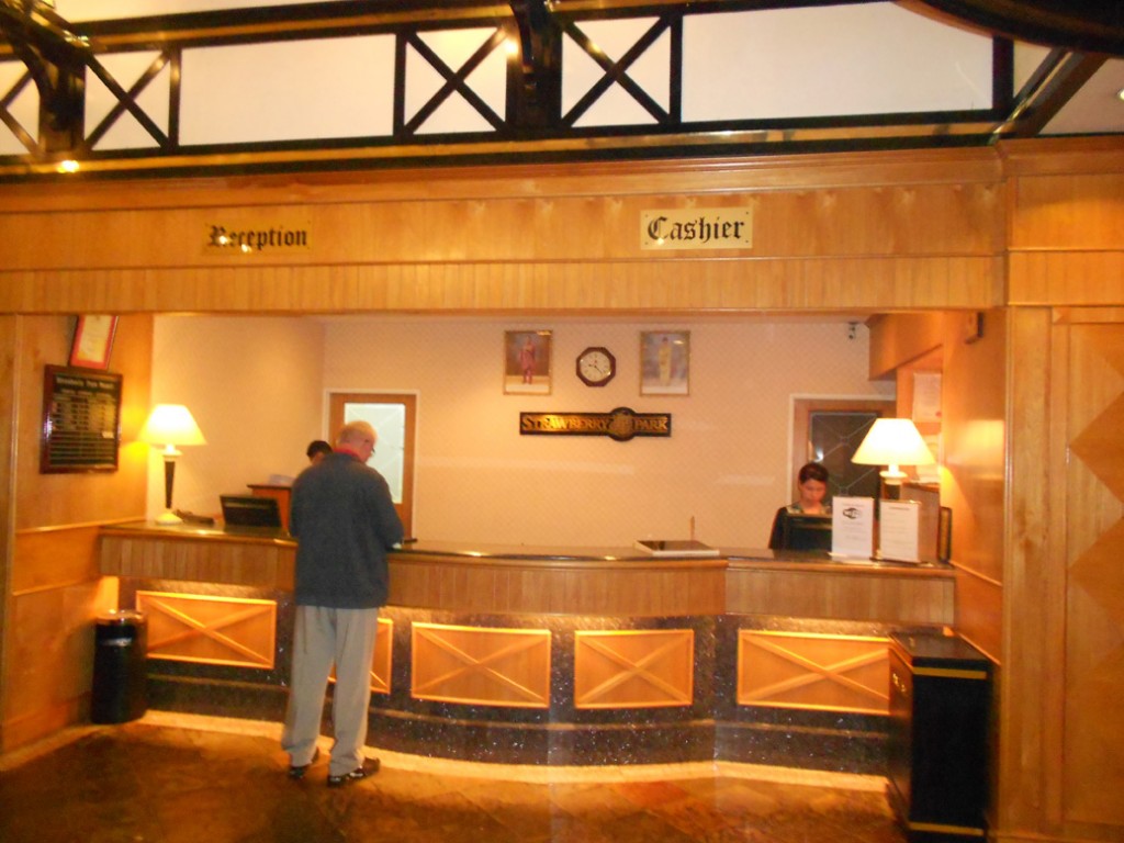 Front Desk Strawberry Park Resort, Cameron Highlands | Denaihati